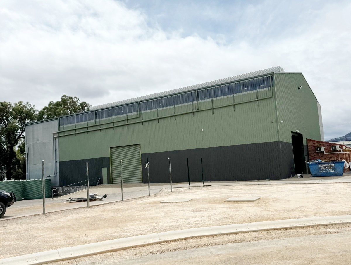 Warehouse Refurbishment in Tamworth - Re-Sheeting & Polycarbonate Panel ...